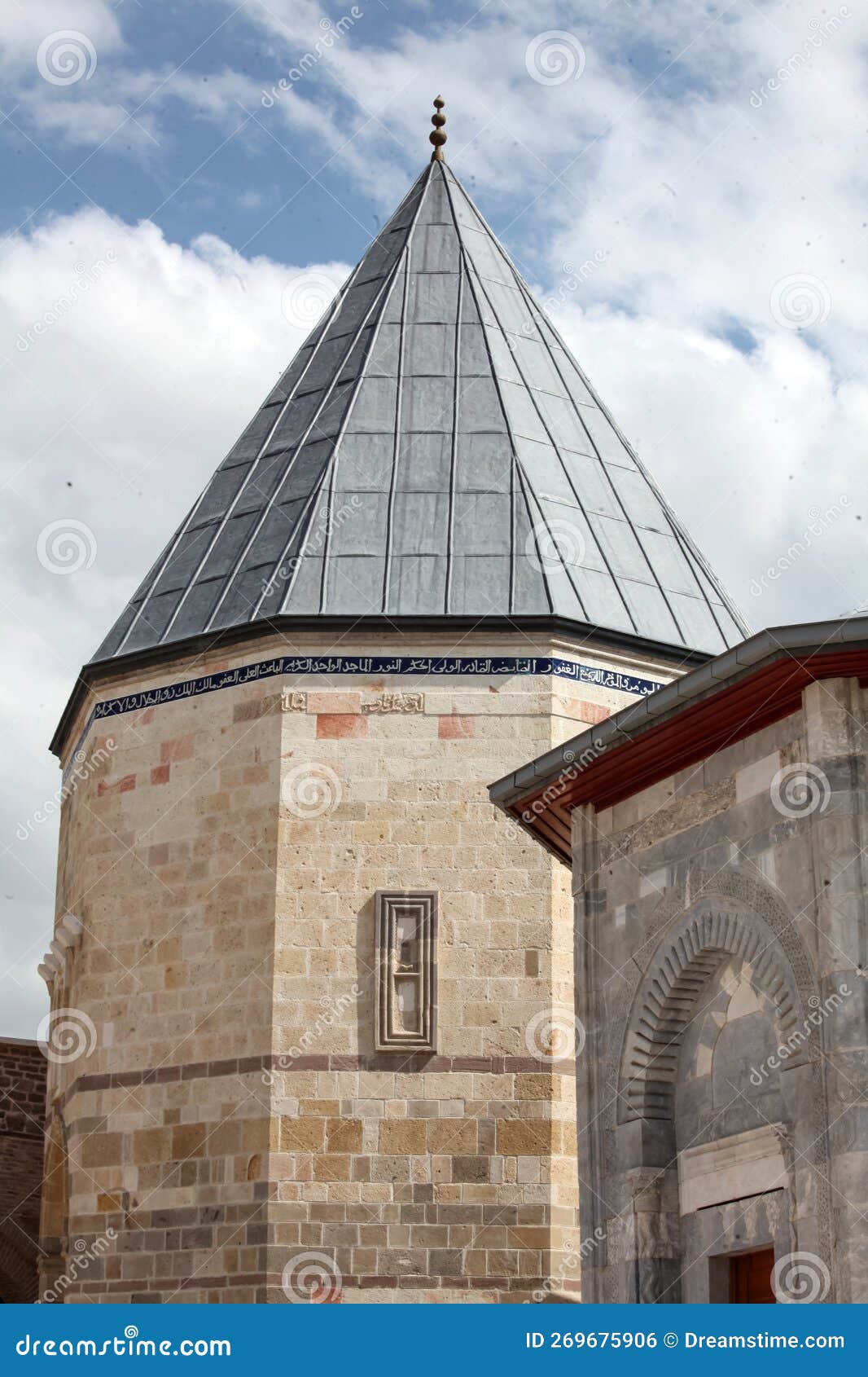 Alaaddin Mosque in Konya City Stock Photo - Image of monastery, konya ...