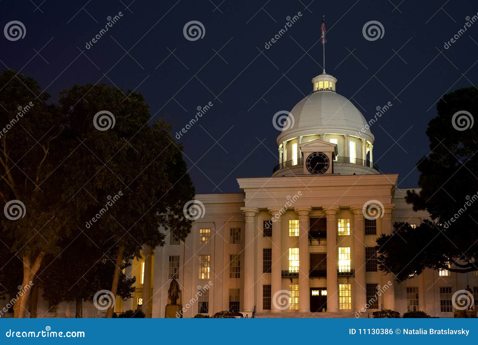 Alabama State Capitol stock photo. Image of tourist, south - 11130386