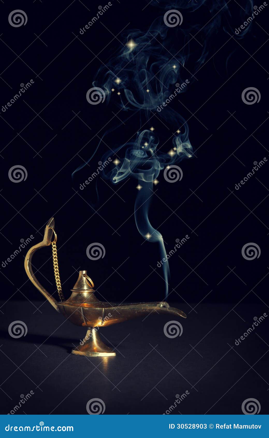 Aladdin magic lamp stock image. Image of fulfillment - 30528903