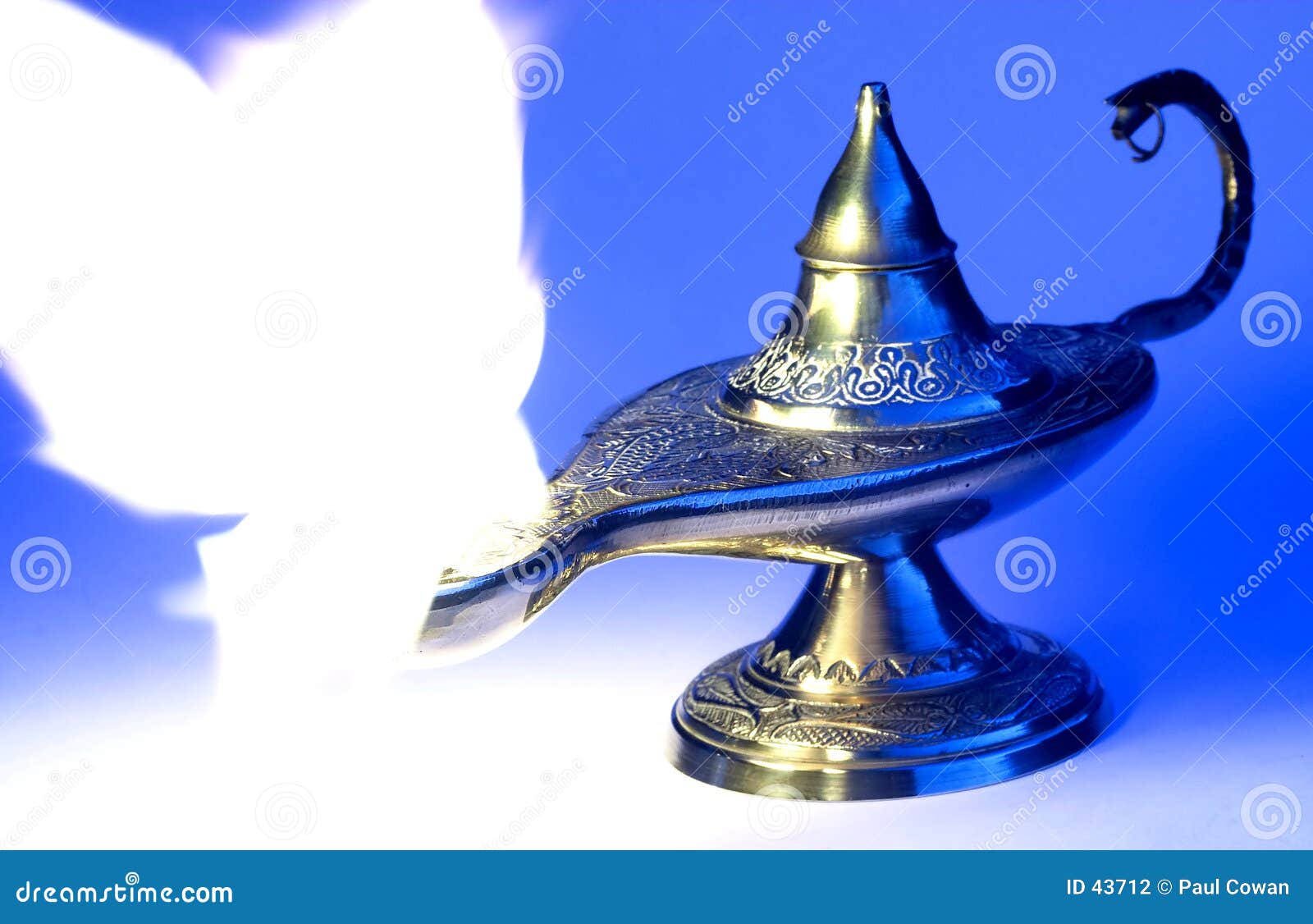 Aladdin s lamp stock photo. Image of jinn, legend, magic - 43712
