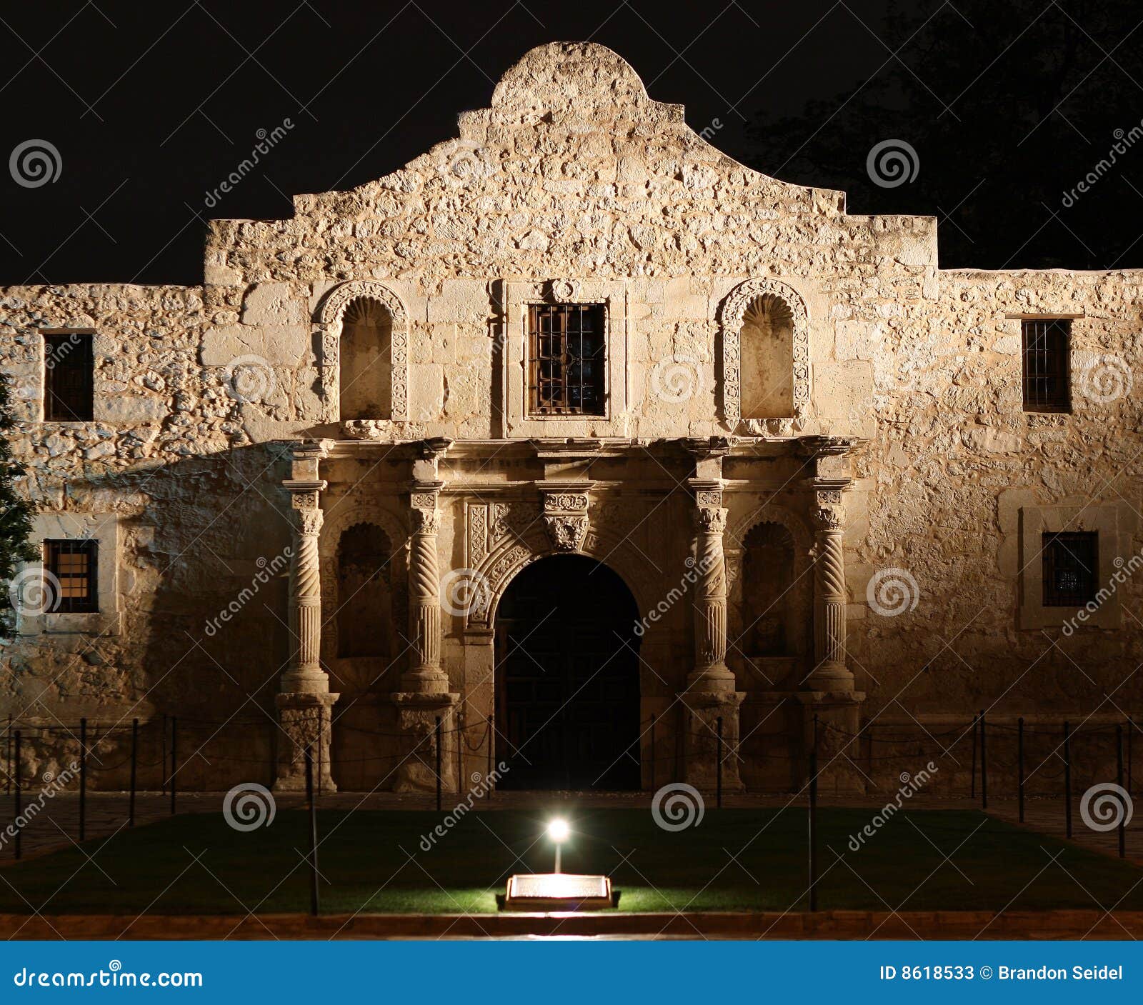 Alamo at Night stock image. Image of nightlife, alamo - 8618533
