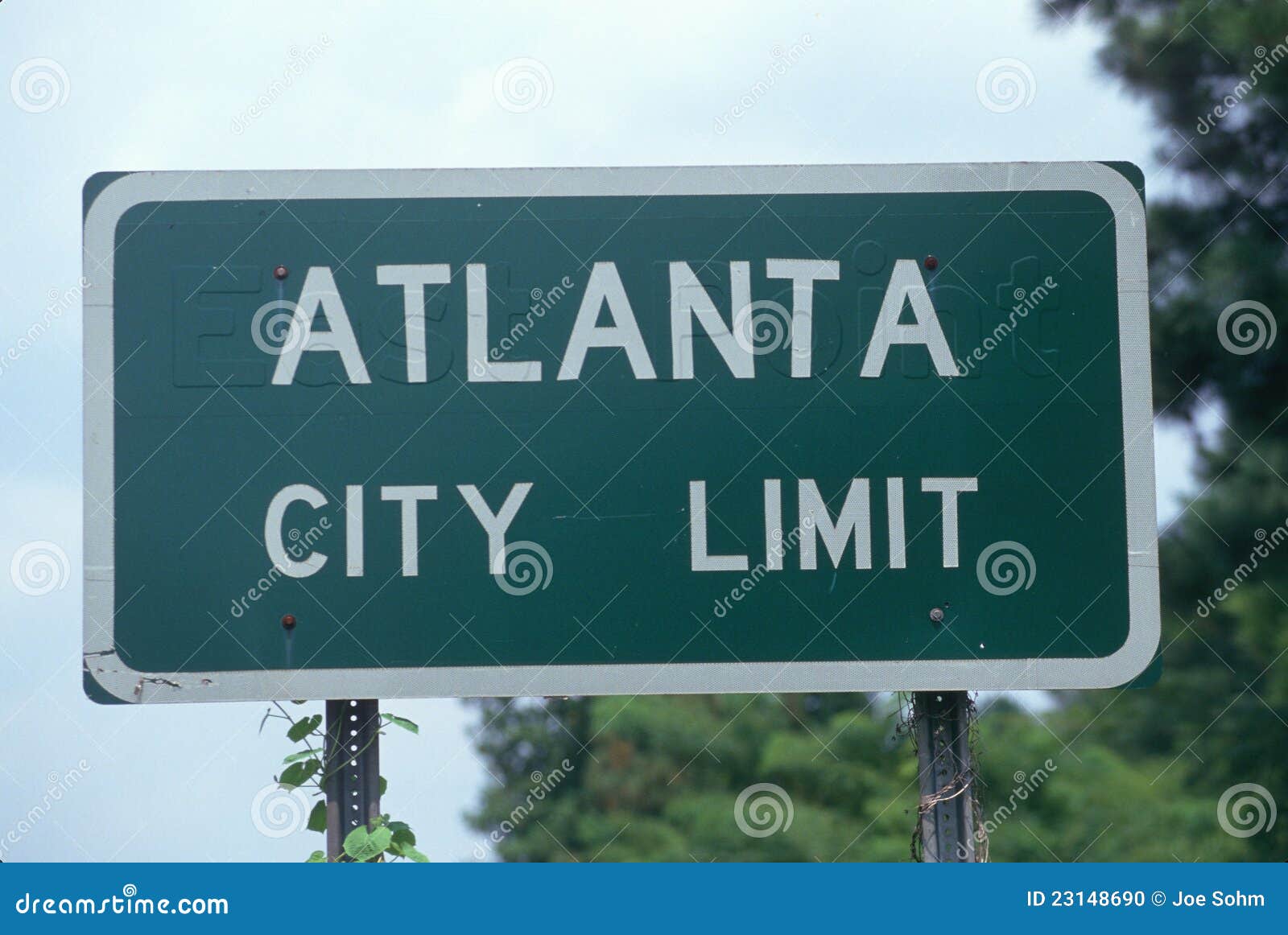 Alanta City Limit Road Sign Stock Photo - Image of highway, closeup ...