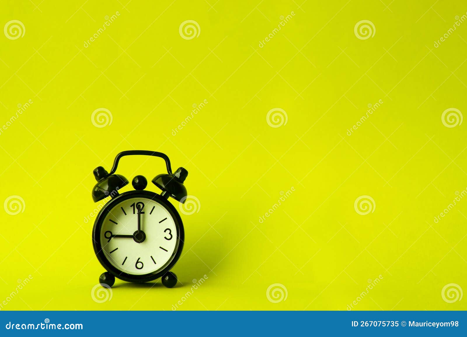 Alarm Clock Pointing at 9 am or Pm with Customizable Space for Text or ...