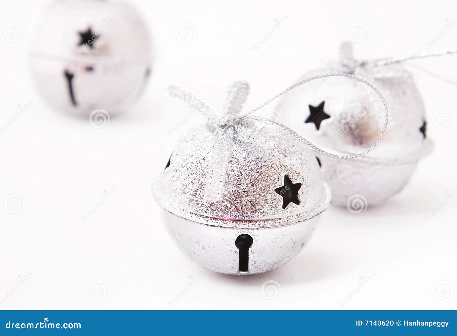 Alarmas de cascabeleo foto de archivo. Imagen de ornamento - 7140620