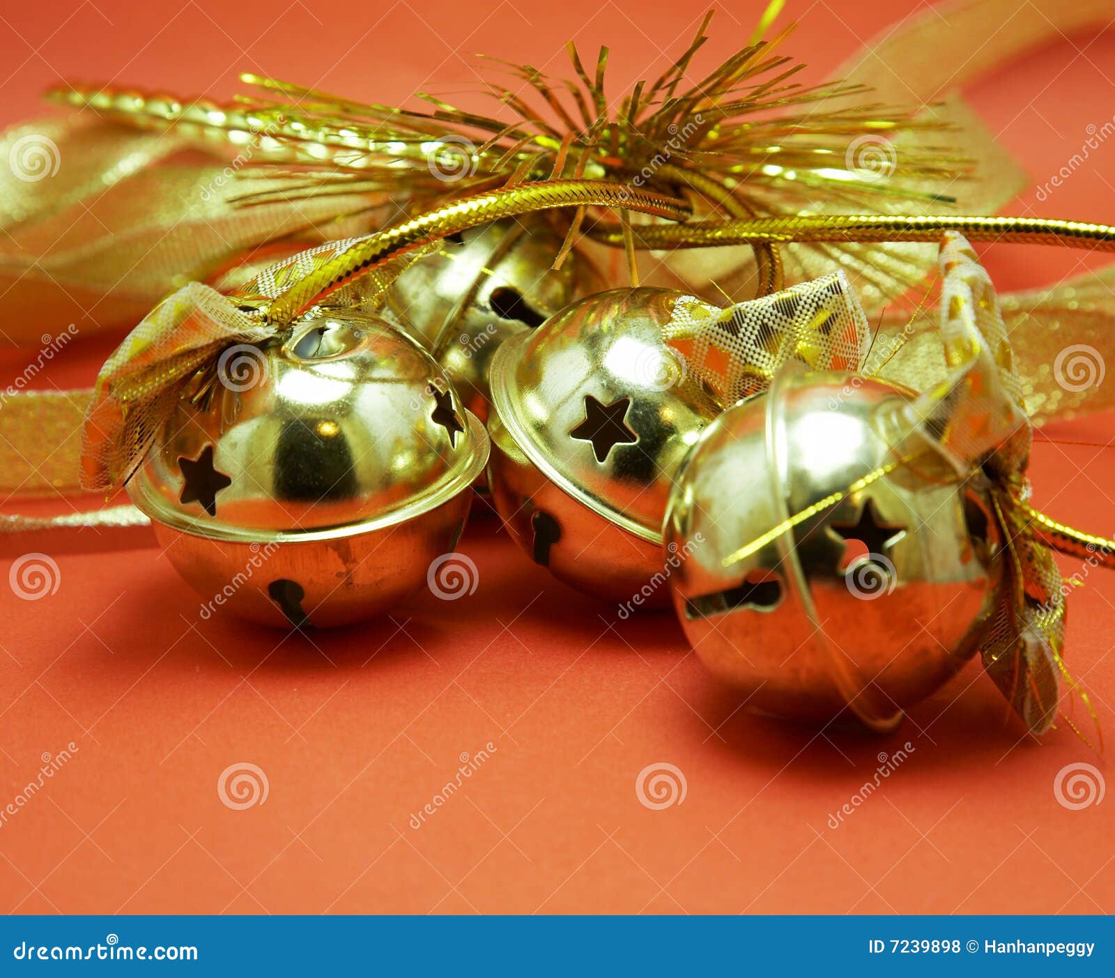 Alarmas De Cascabeleo De Oro Foto de archivo - Imagen de fondo ...