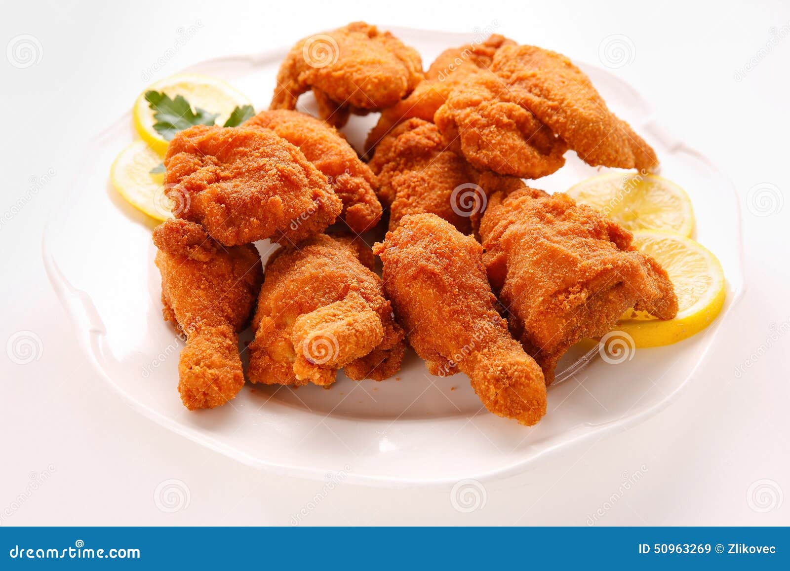 Alas de pollo fritas imagen de archivo. Imagen de kentucky - 50963269