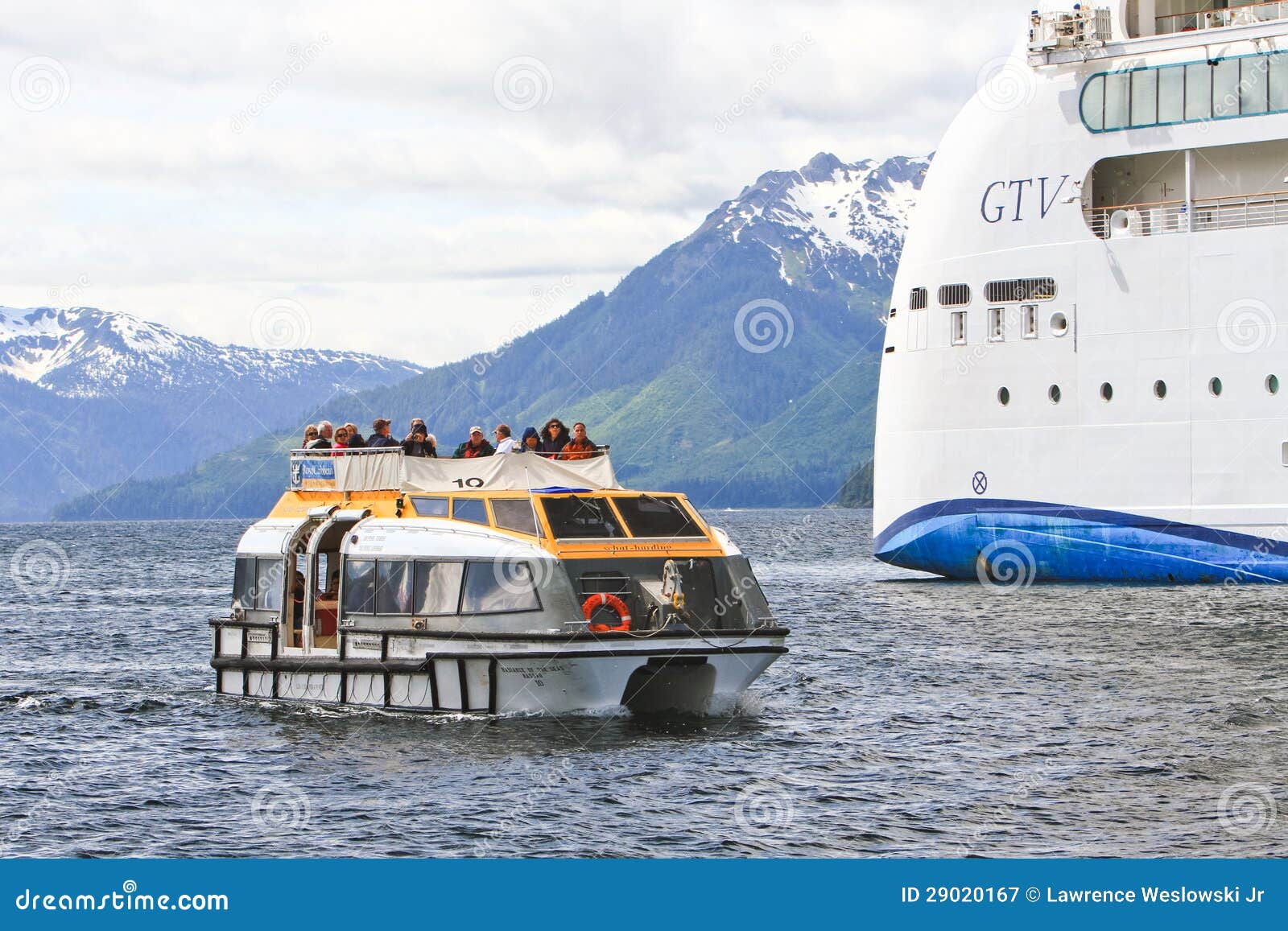 Alaska Icy Strait Point Tender Boat Editorial Photography - Image of ...