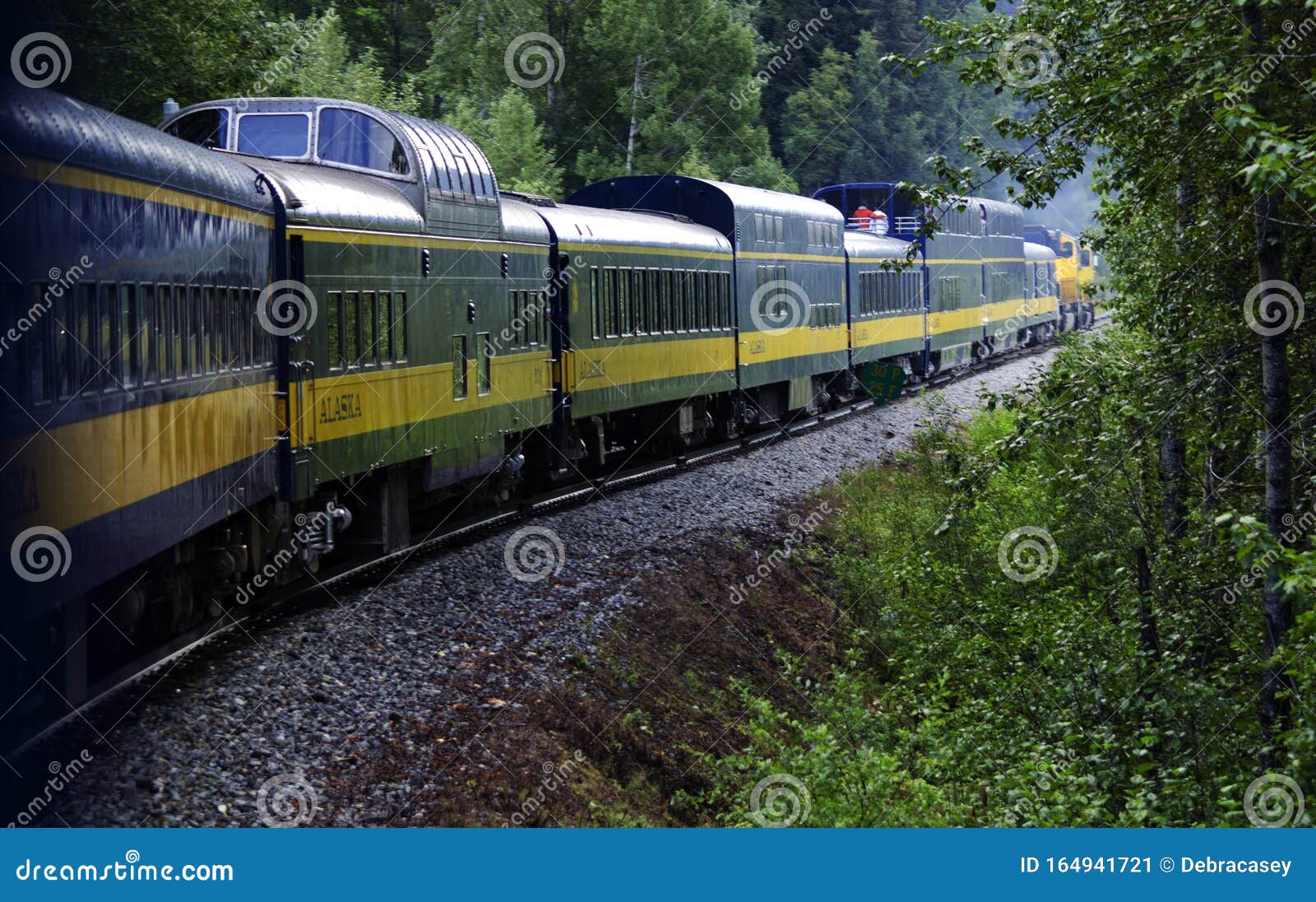 Alaska railroad in transit editorial photo. Image of shore - 164941721