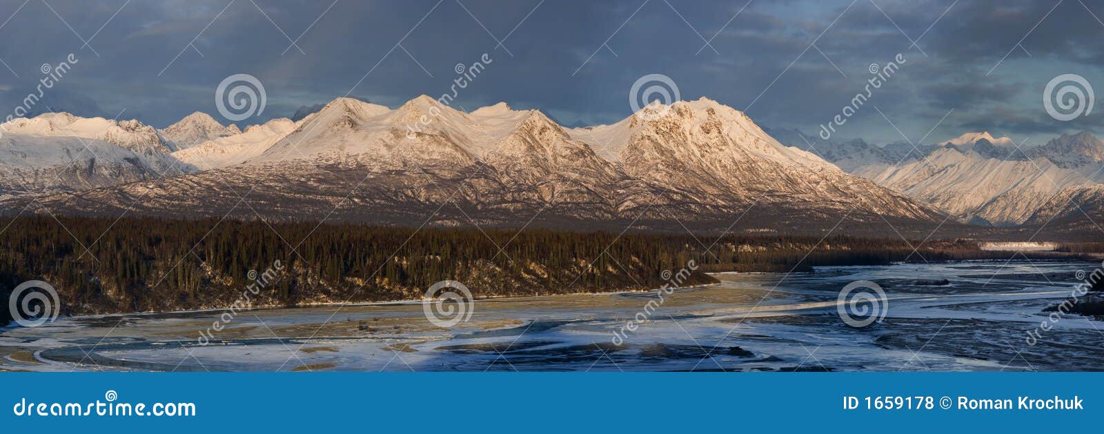 Alaska Range Panorama in Morning Light Stock Photo - Image of land, angle: 1659178