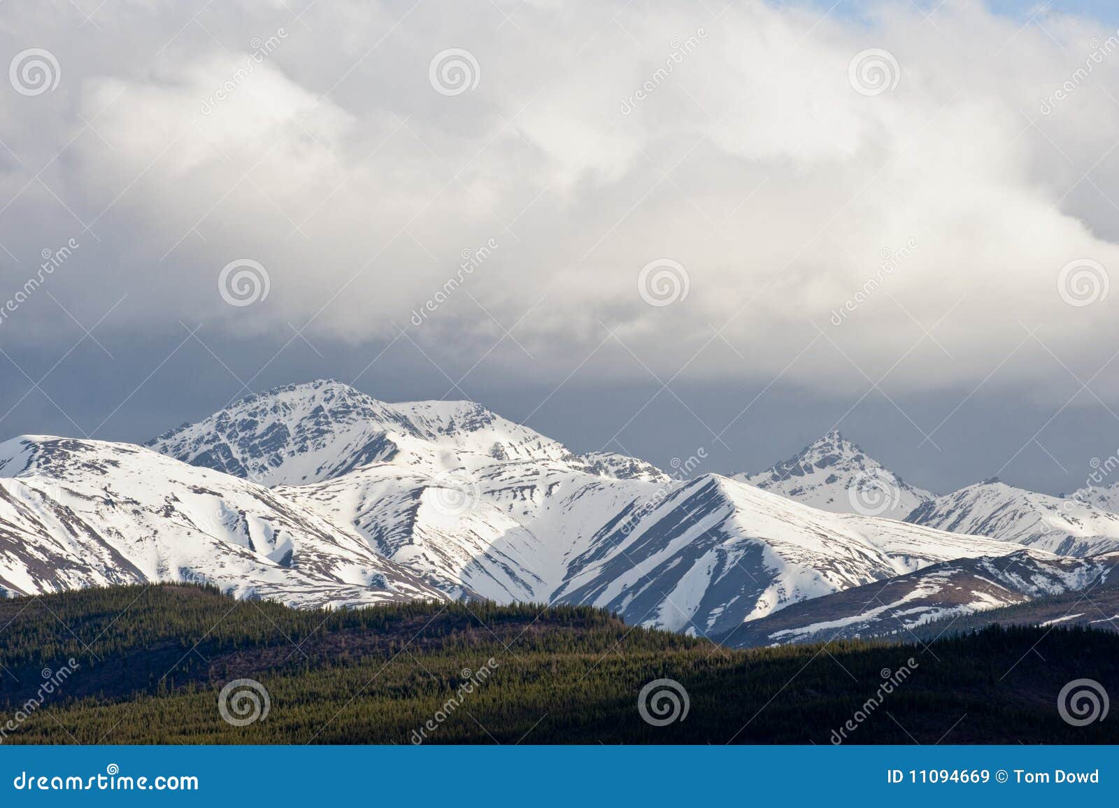 Alaskan mountain range stock image. Image of nature, frozen - 11094669