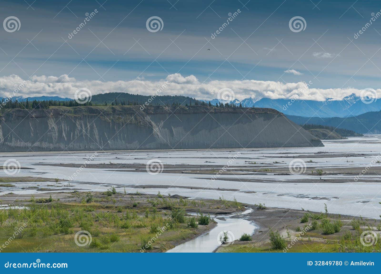 Alaskan river stock photo. Image of clouds, trees, landscape - 32849780