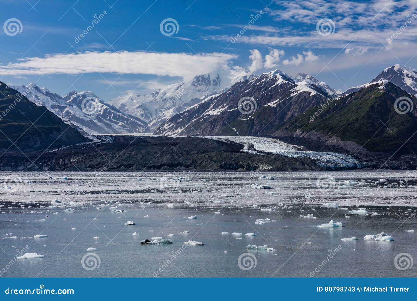 Alaskische Gletscher Und Eis Stockbild - Bild von kalben, schnee: 80798743