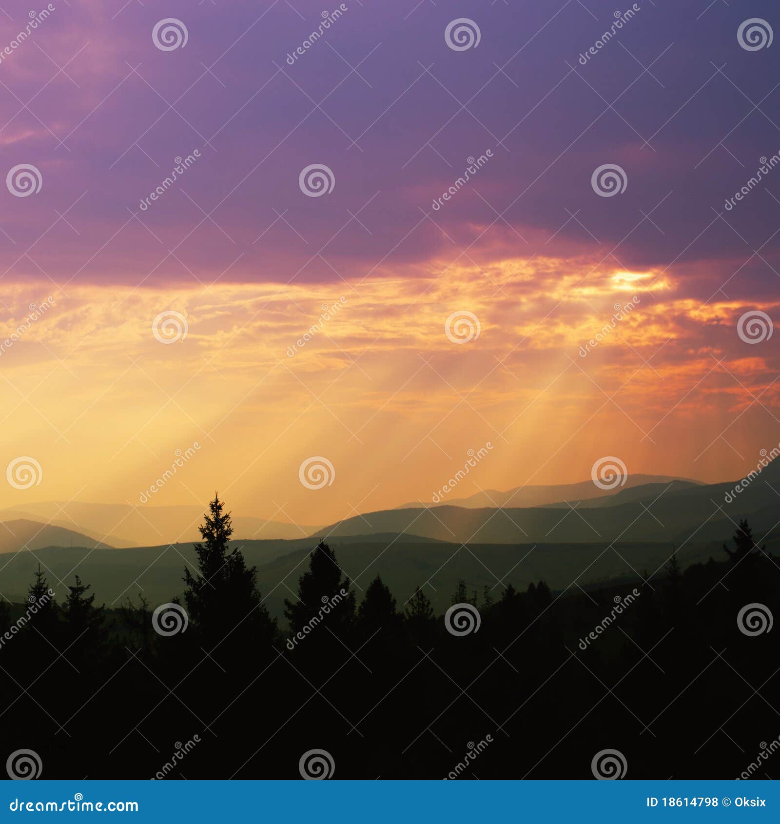 Alba della montagna fotografia stock. Immagine di carpazi - 18614798