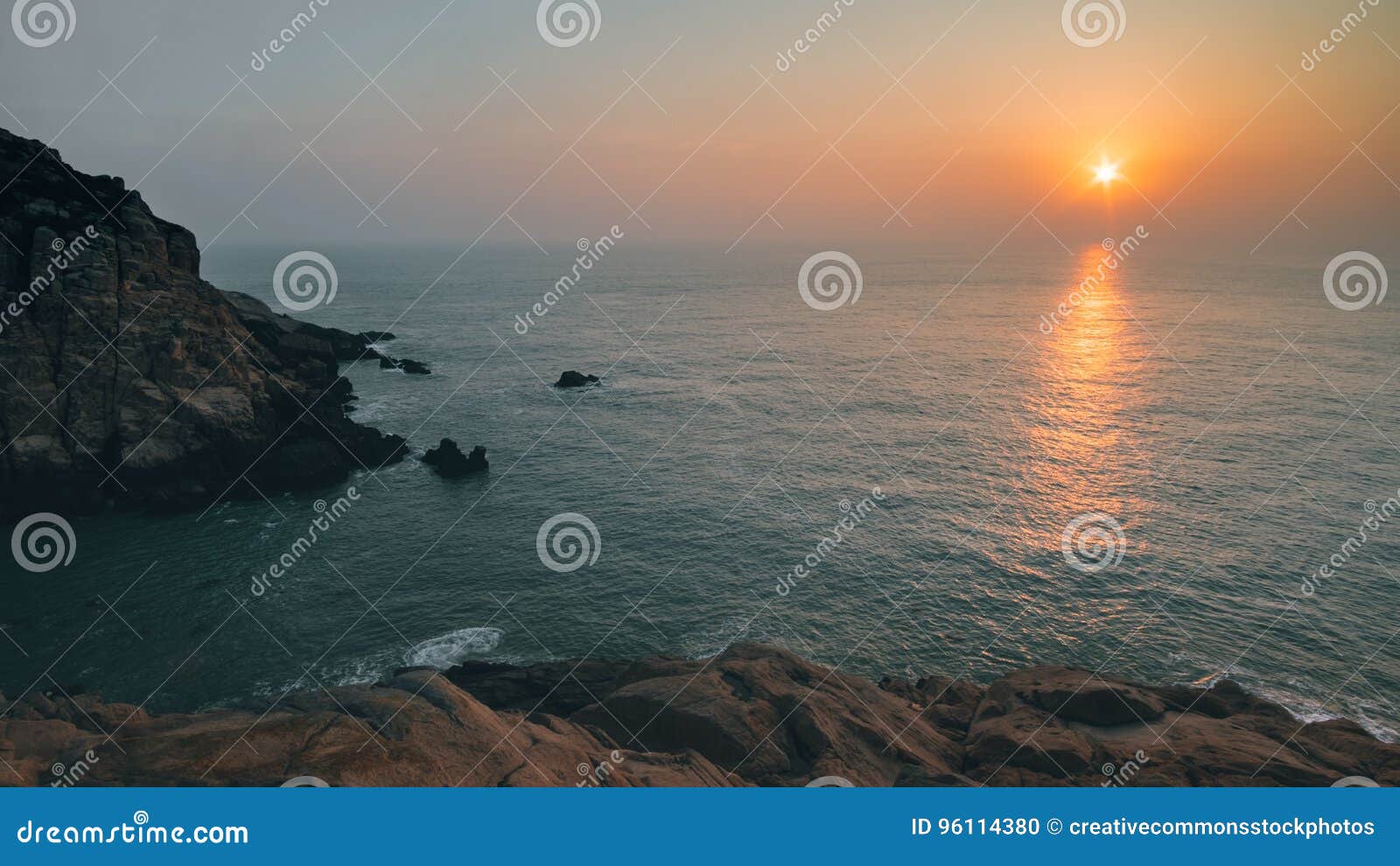 Alba In Mare Immagine. Immagine: 96114380