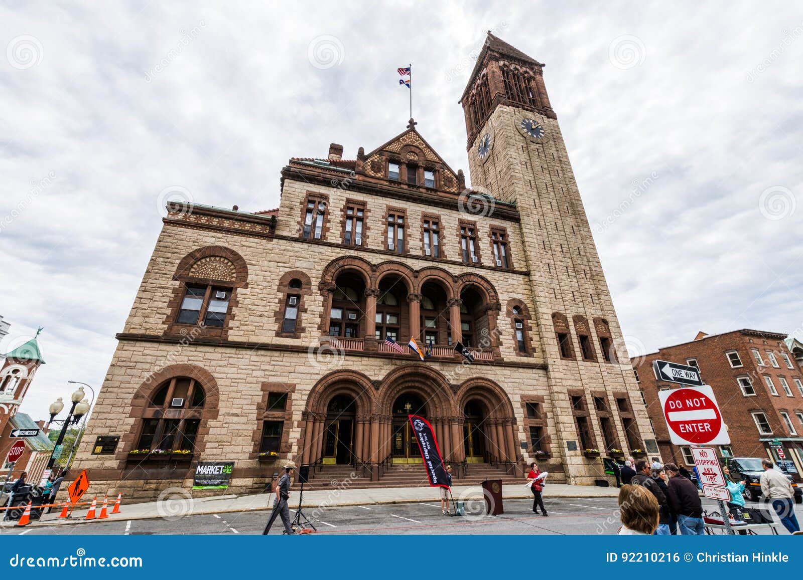 Albany City Hall in Albany, New York Editorial Photo - Image of river ...