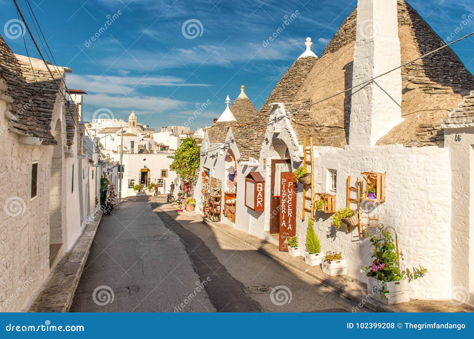 Alberobello Trulli, Apulia, Puglia, Italia Foto de archivo - Imagen de ...