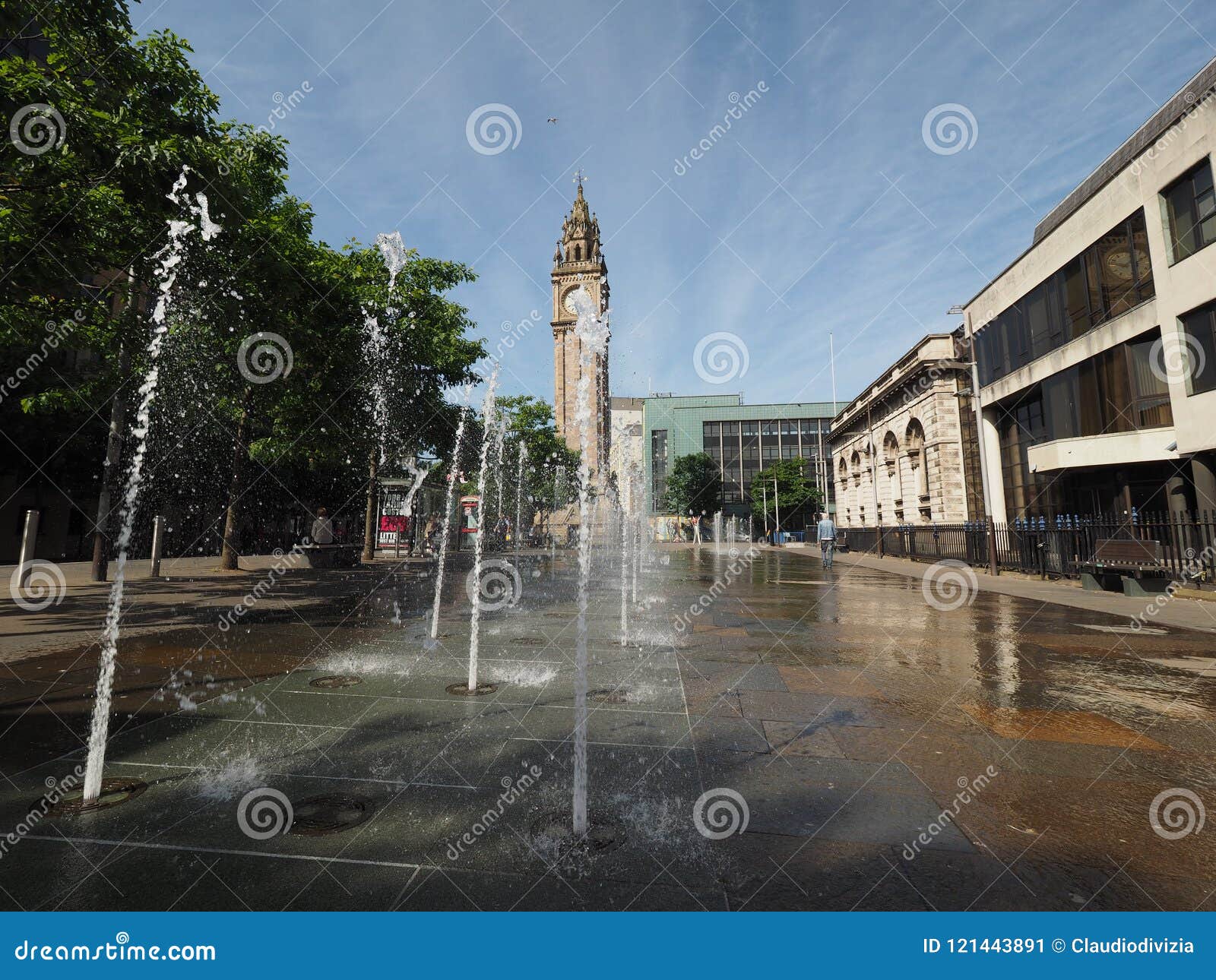 Albert Clock in Belfast stockbild. Bild von architektur - 121443891