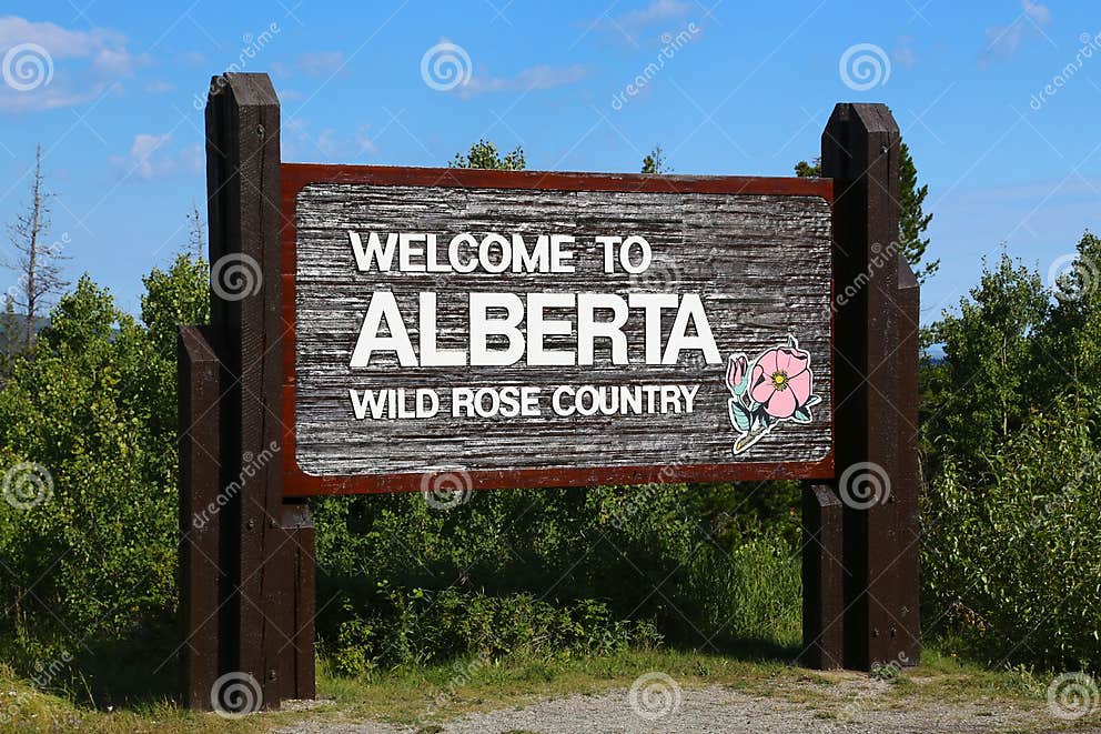 Alberta Canada Welcome Sign Foto de archivo - Imagen de norte, bosque ...