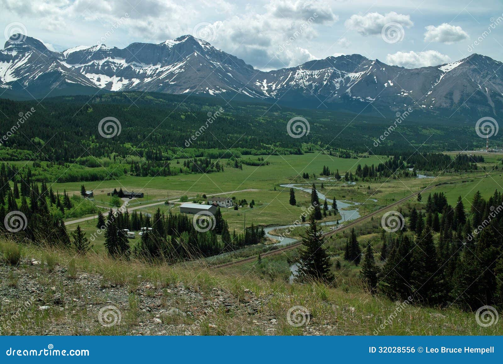 Alberta Farm, Alberta Canada. Stock Foto - Afbeelding bestaande uit ...