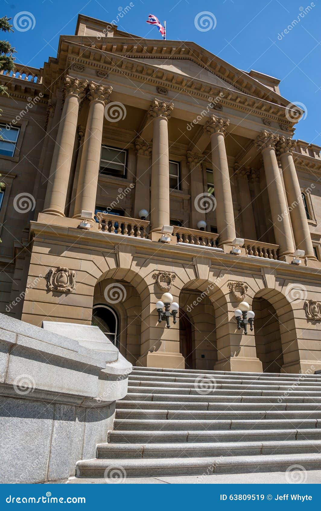 Alberta Legislature Building in Edmonton Stock Image - Image of flag ...