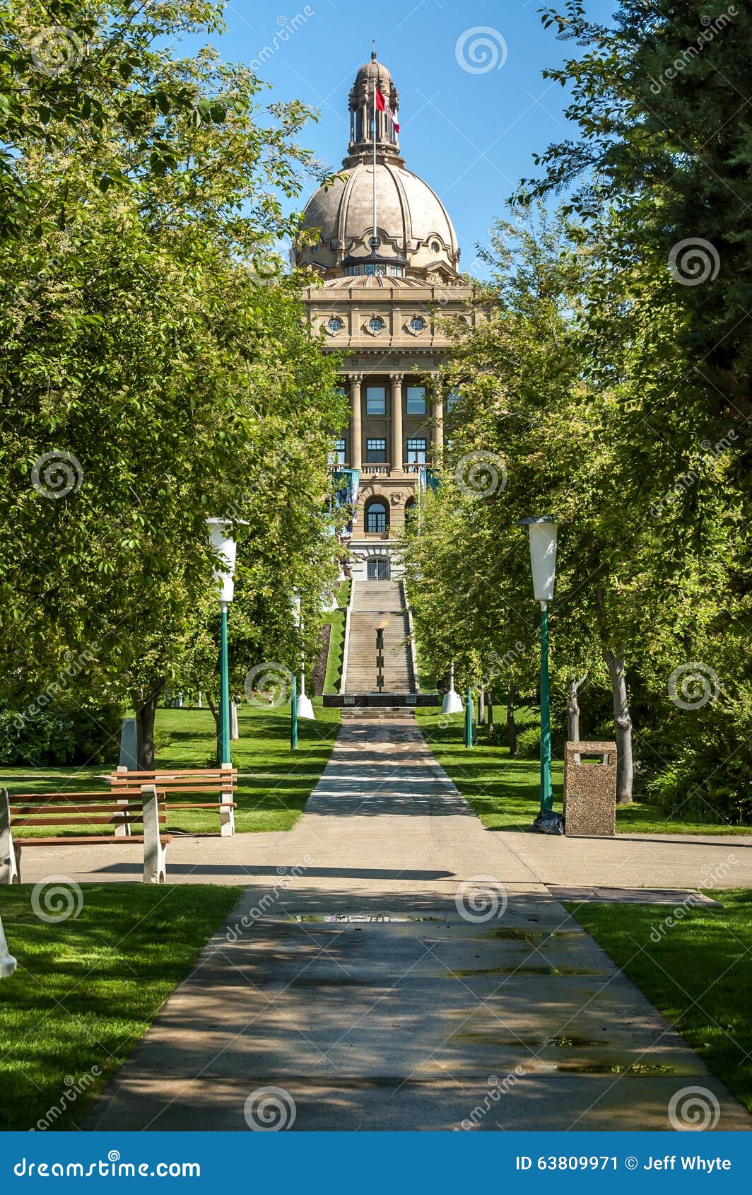 Alberta Legislature Building in Edmonton Stock Image - Image of park ...