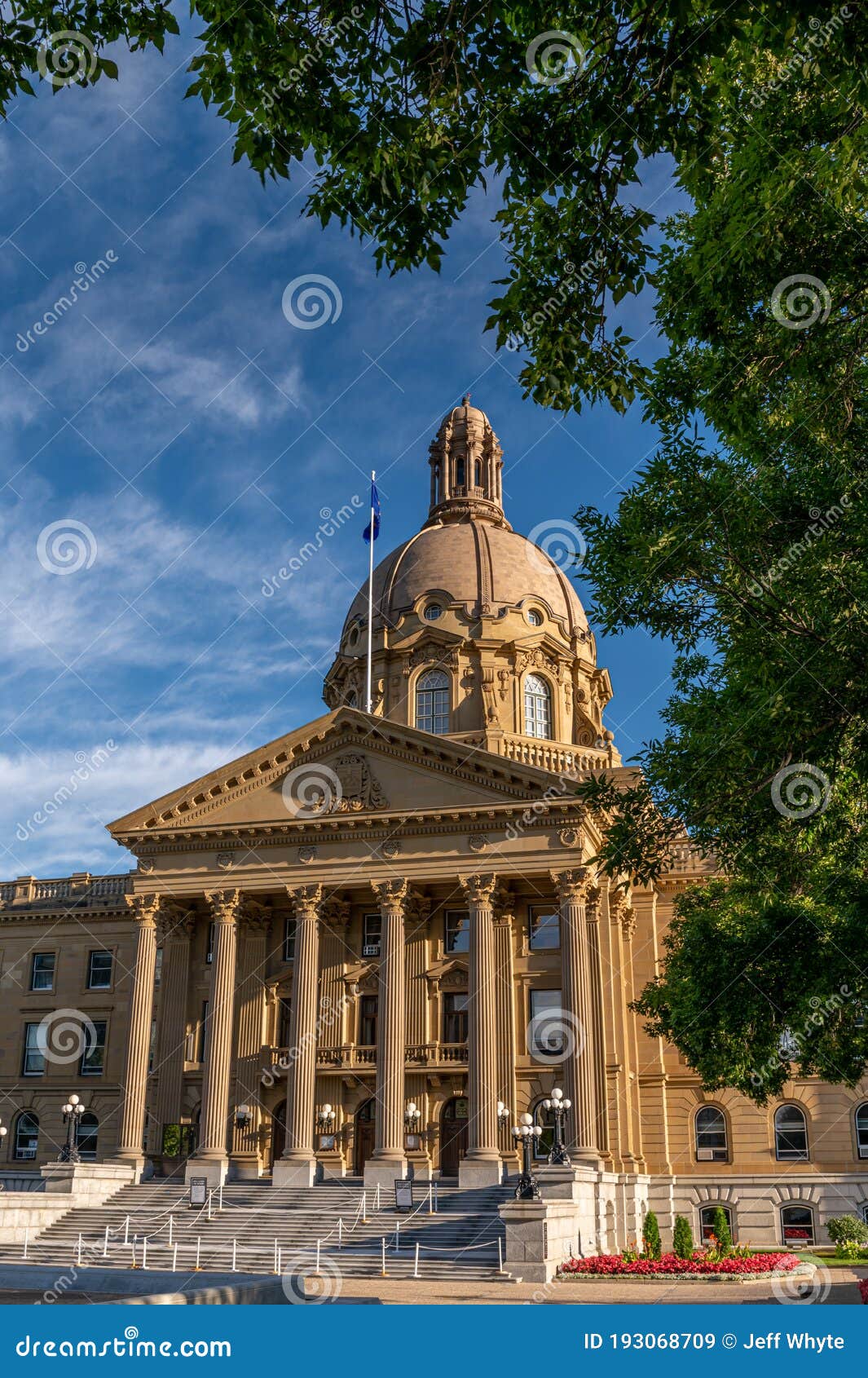 Alberta Legislature Building in Edmonton Stock Image - Image of dome ...