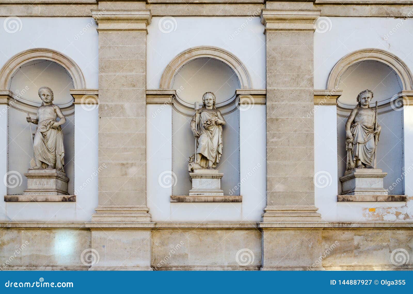 Albertina Gallery, Vienna, Austria. Architectural Details of Facade ...