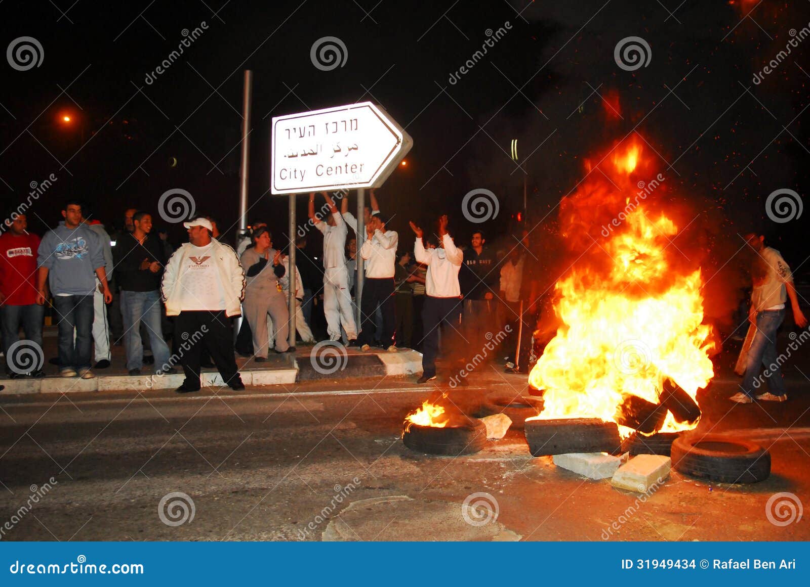 Alboroto imagen de archivo editorial. Imagen de ataque - 31949434