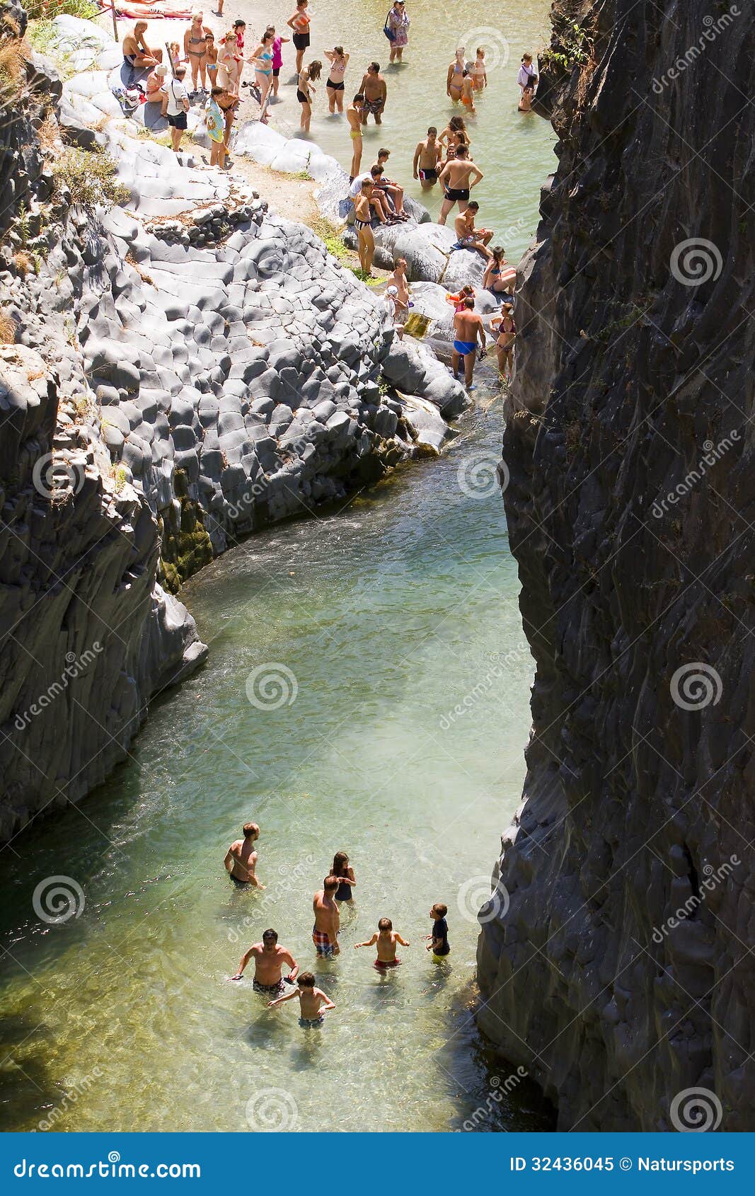 Alcantara river, Italy editorial image. Image of sicily - 32436045