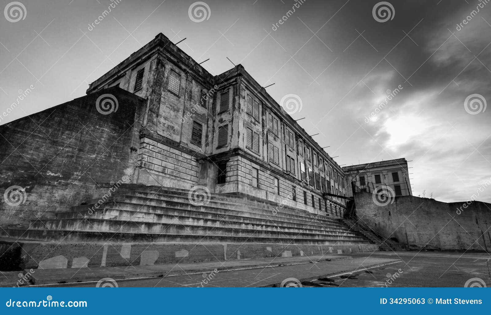 Alcatraz exercise yard stock image. Image of francisco - 34295063