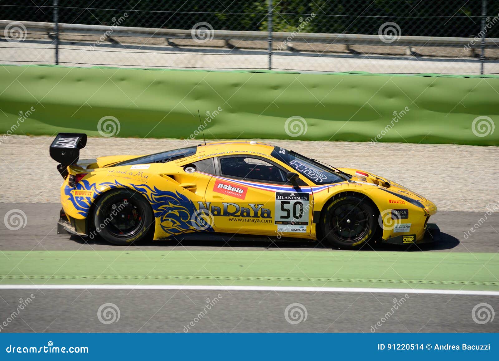 Alcohol De La Raza Ferrari 488 GT3 En Monza Imagen de archivo editorial ...
