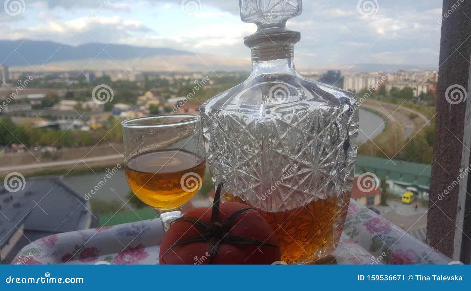 Alcohol local imagen de archivo. Imagen de alcohol, tales - 159536671