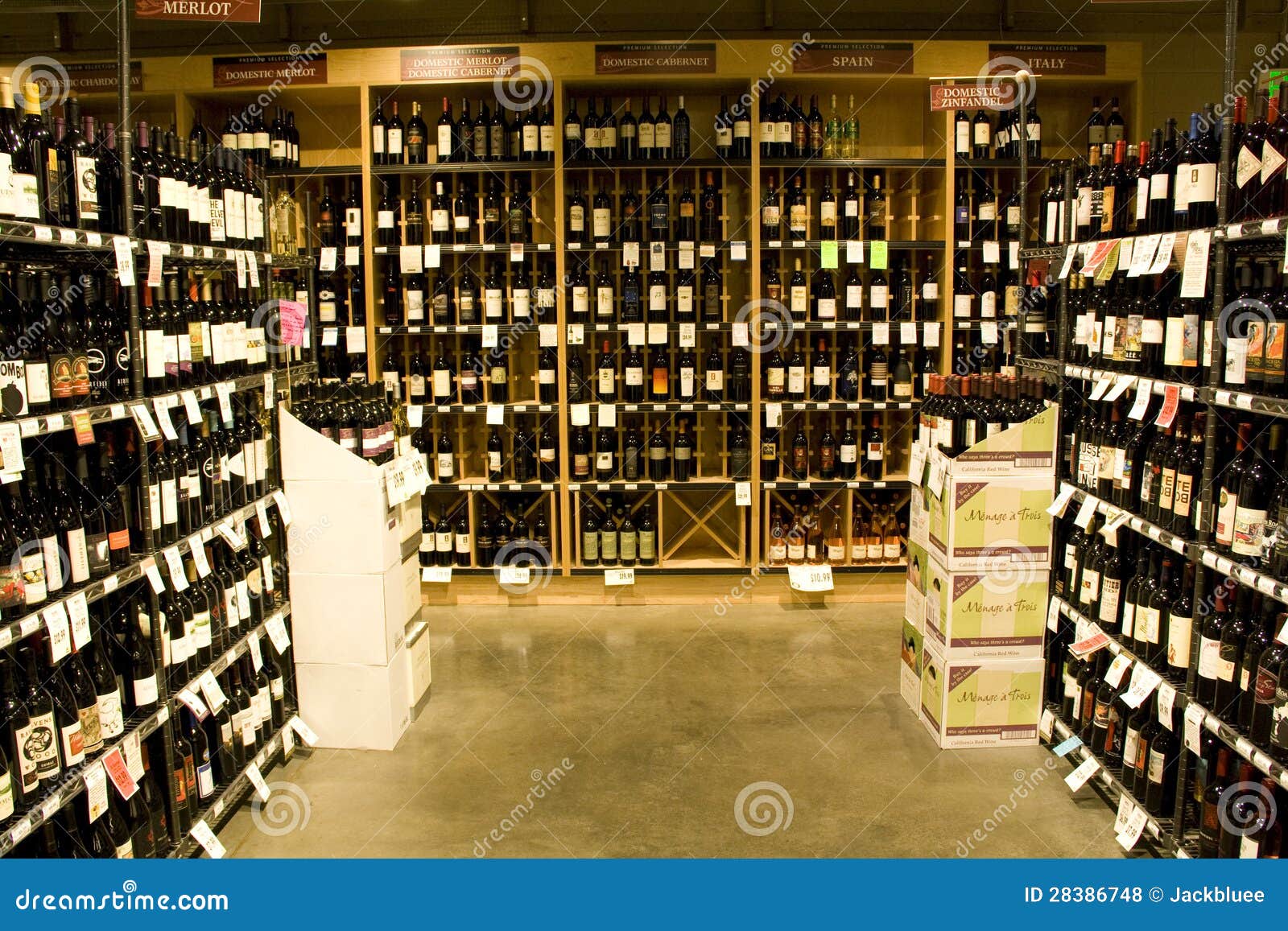 Alcohol store editorial stock photo. Image of distilled - 28386748