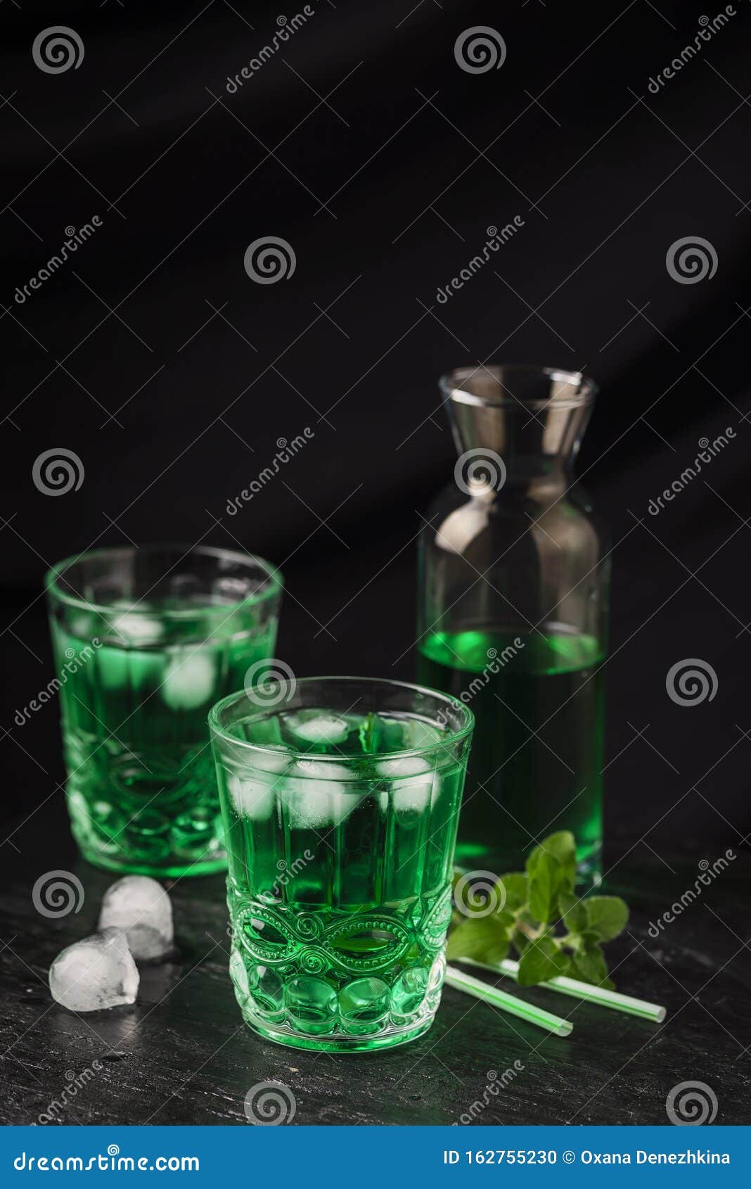 Alcoholic green cocktail stock photo. Image of freshness - 162755230