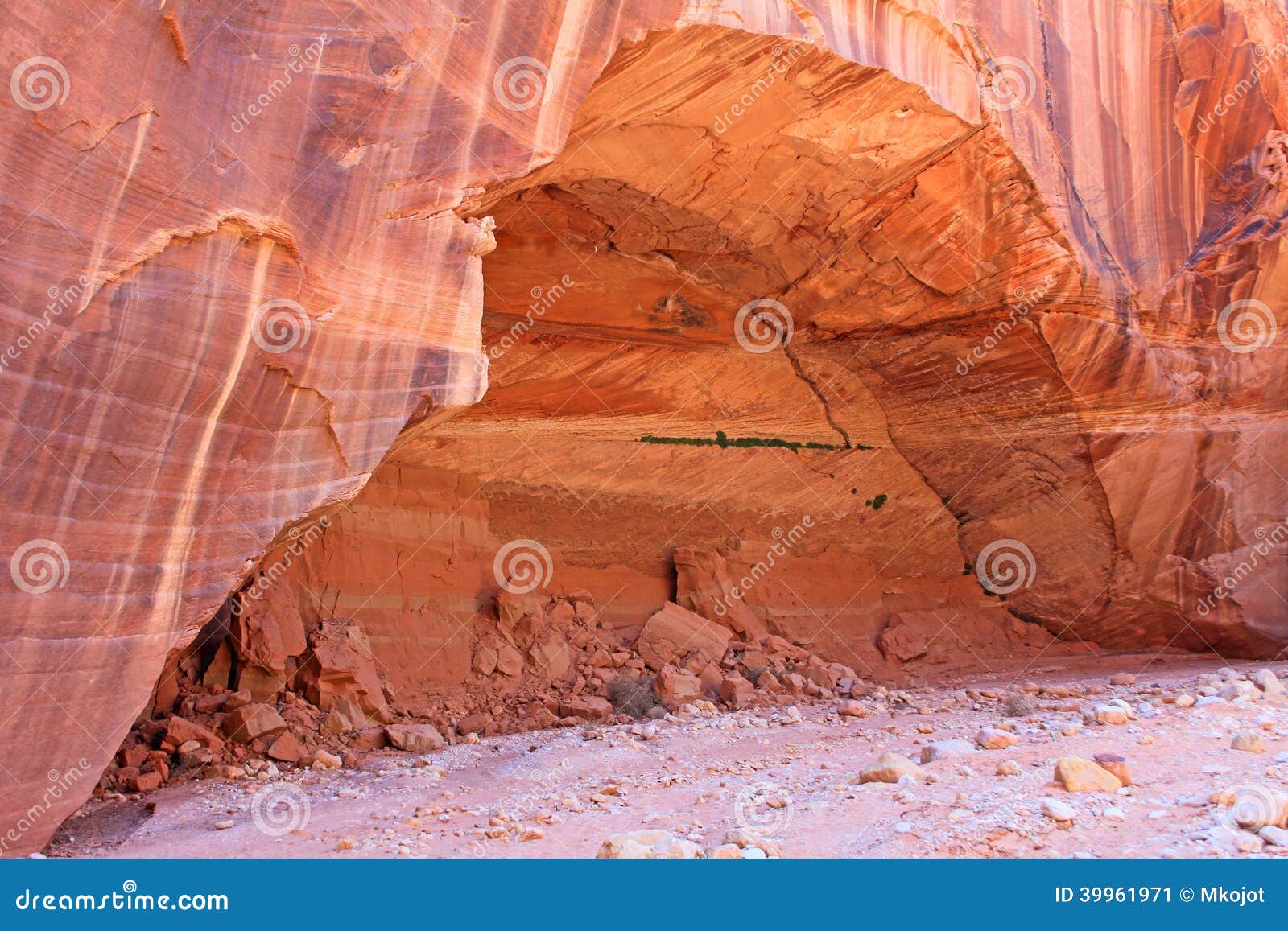 The Alcove stock image. Image of alcove, erosion, nature - 39961971