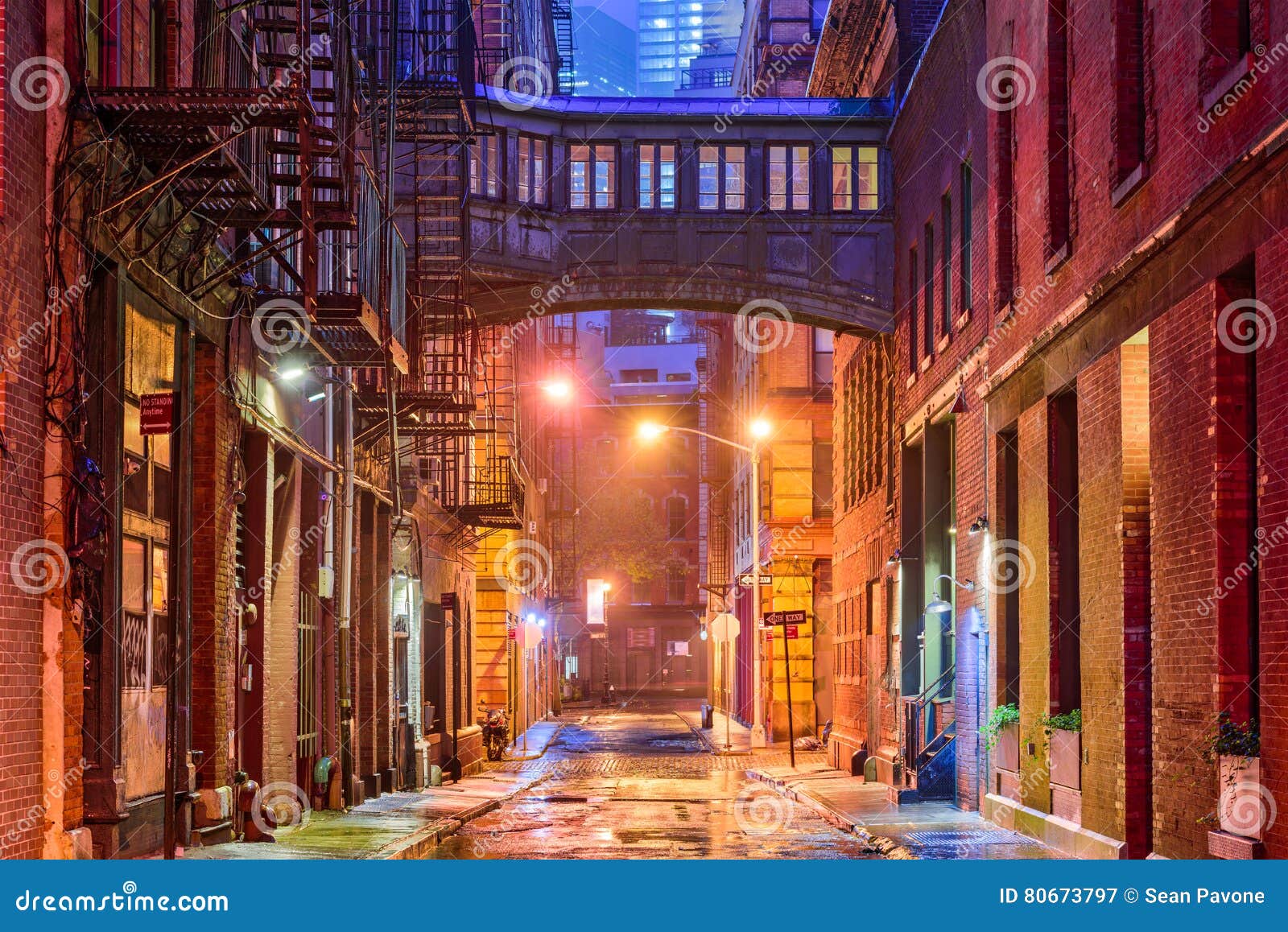 Aleia De Tribeca Em New York Imagem de Stock - Imagem de maneira ...