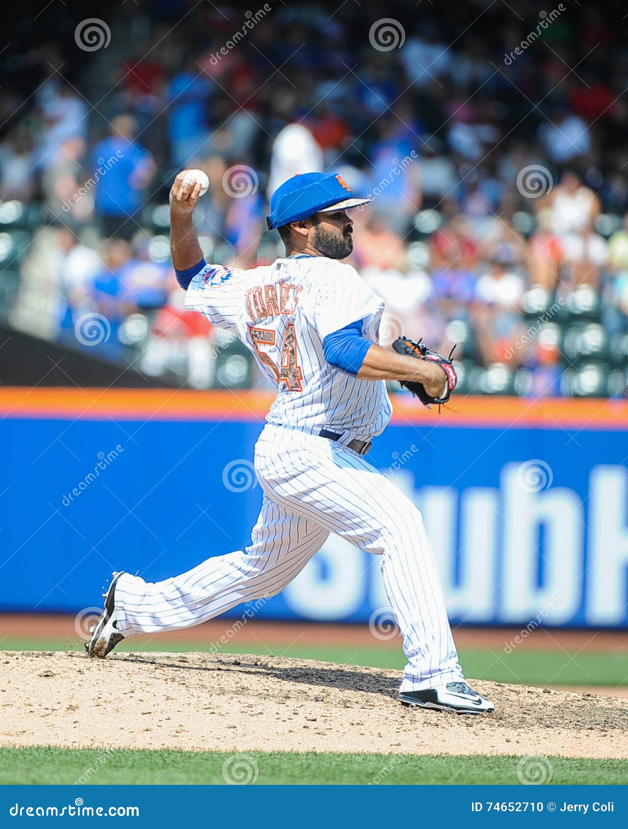 Alex Torres editorial image. Image of mets, game, base - 74652710
