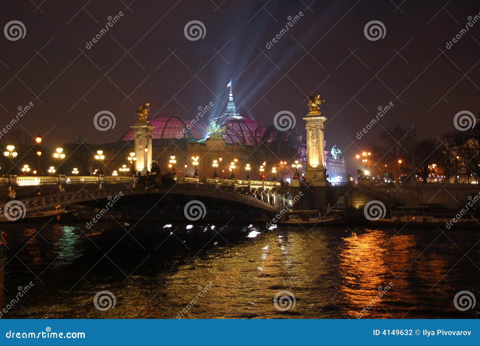 Alexander III bridge stock photo. Image of castle, sculpture - 4149632