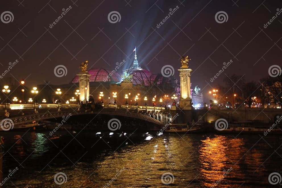 Alexander III bridge stock photo. Image of castle, sculpture - 4149632