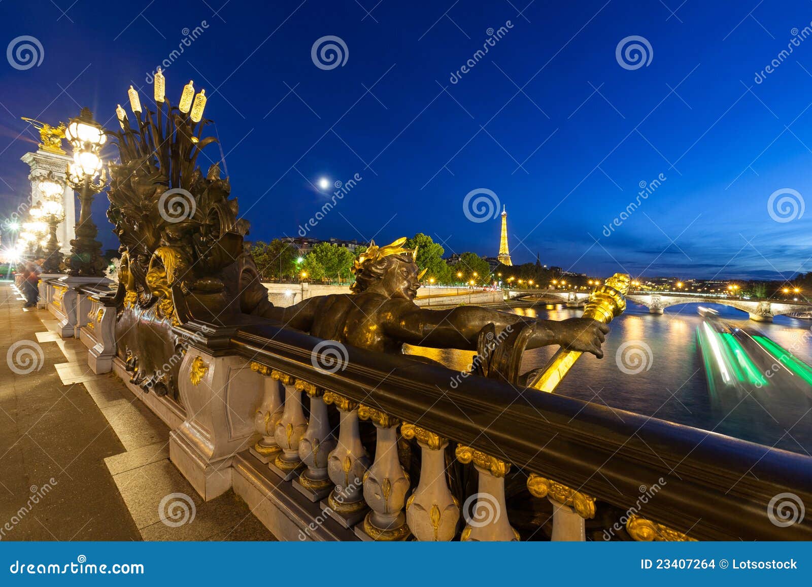 Alexander III Bridge at Night and Seine with Boat Editorial Stock Image ...