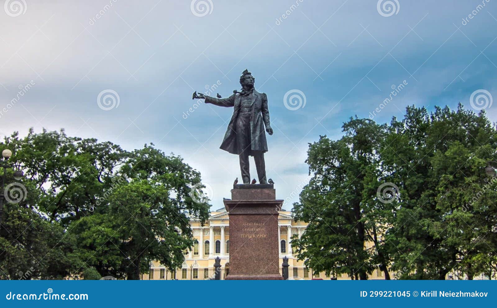 Monument To Alexander Pushkin Timelapse Hyperlapse on Ploshchad ...