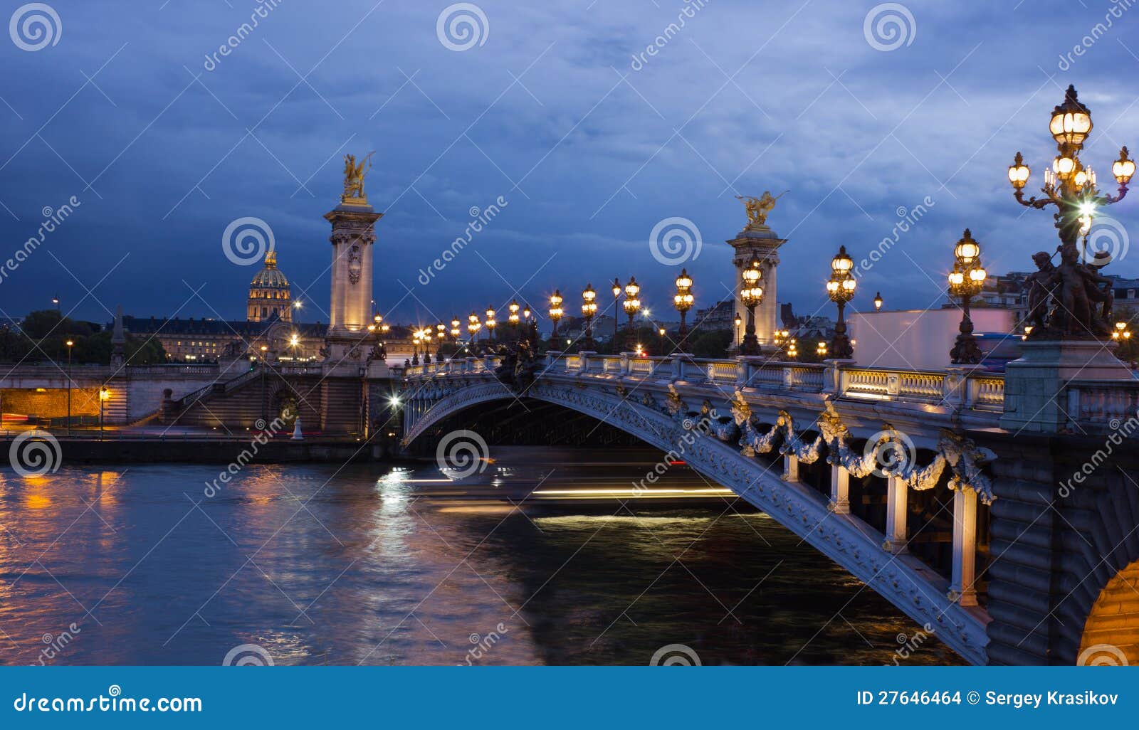 Alexander the Third Bridge, Paris Stock Photo - Image of golden, france ...
