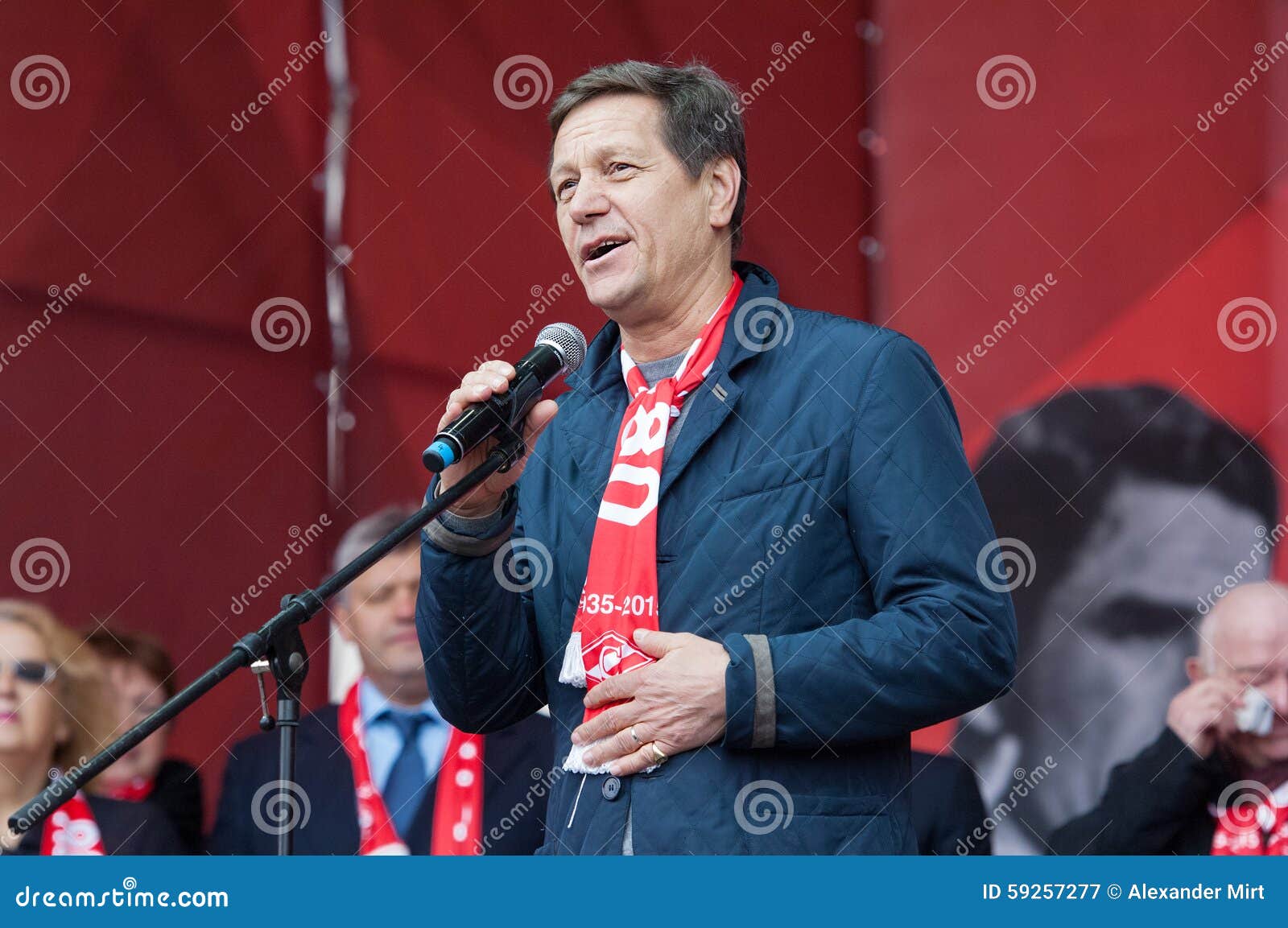 Alexander Zhukov habla fotografía editorial. Imagen de zhukov - 59257277