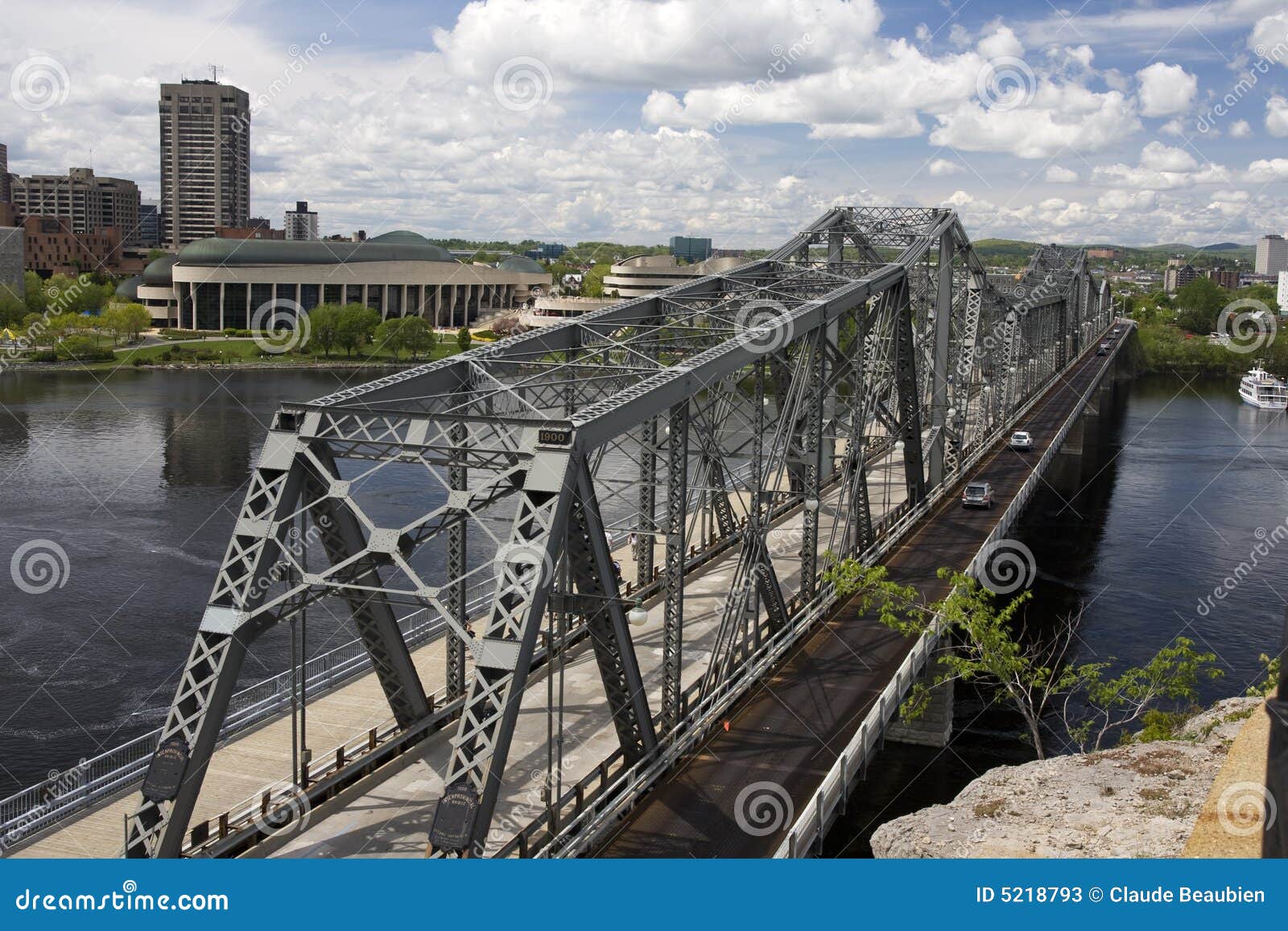 Alexandra Bridge in Ottawa, Canada Stock Image - Image of ottawa ...