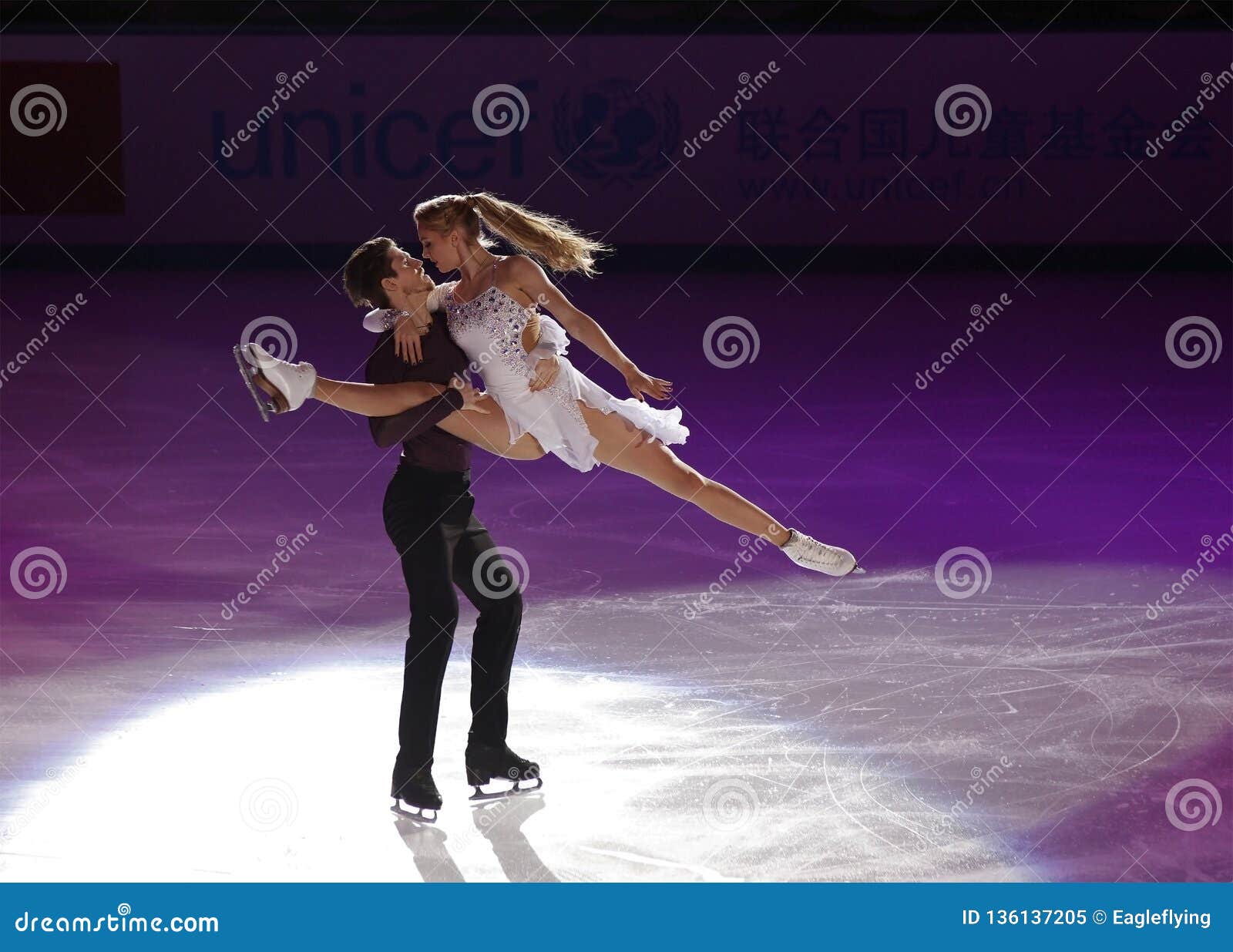 Alexandra Stepanova/Ivan Bukin Von Russland Redaktionelles Bild - Bild ...