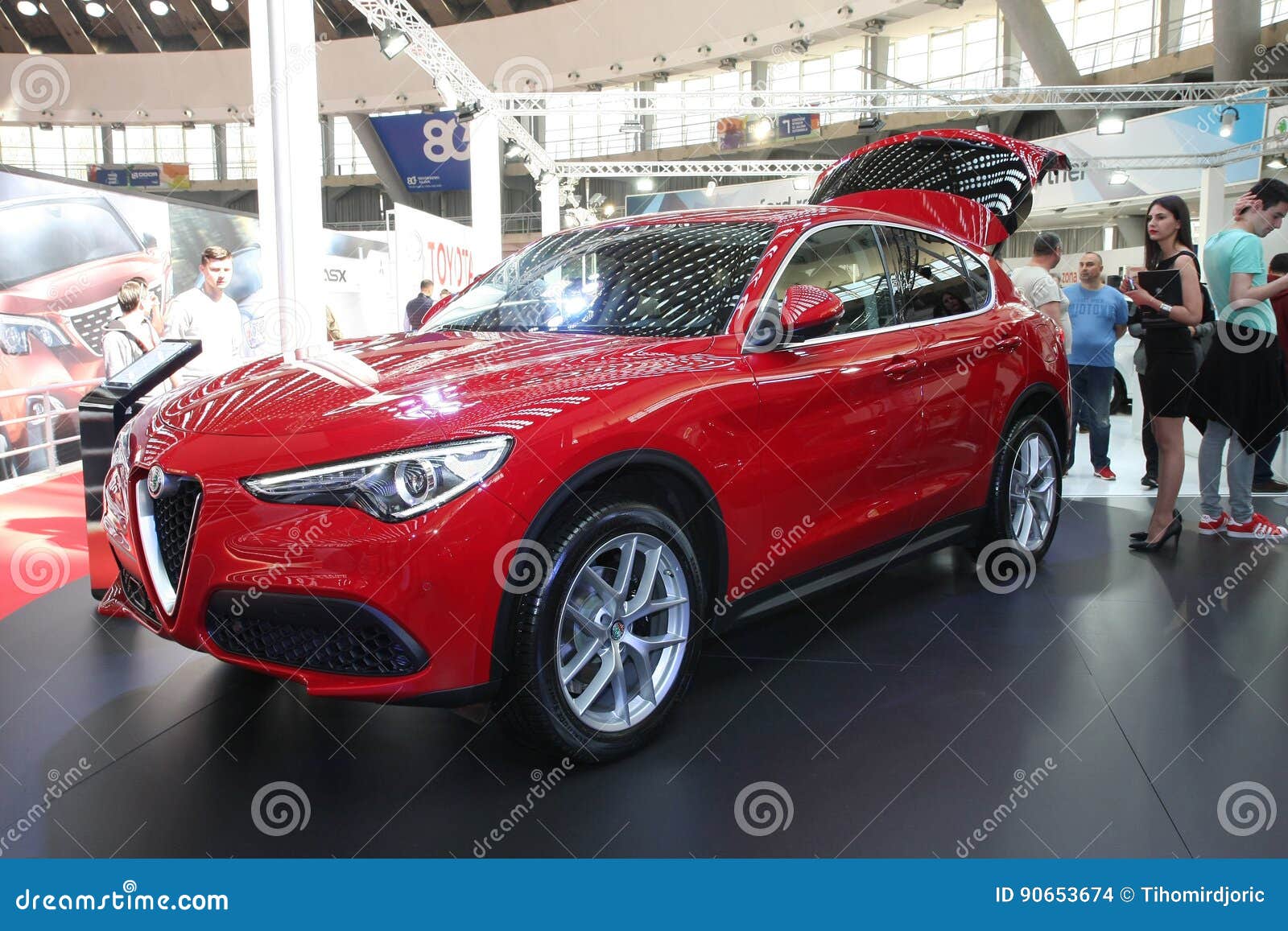 Alfa Romeo No Car Show De Belgrado Imagem de Stock Editorial - Imagem ...