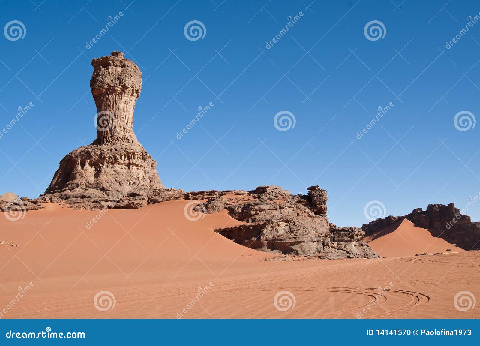 Algeria Sahara Mountains Landscape Stock Photo - Image of desolated ...