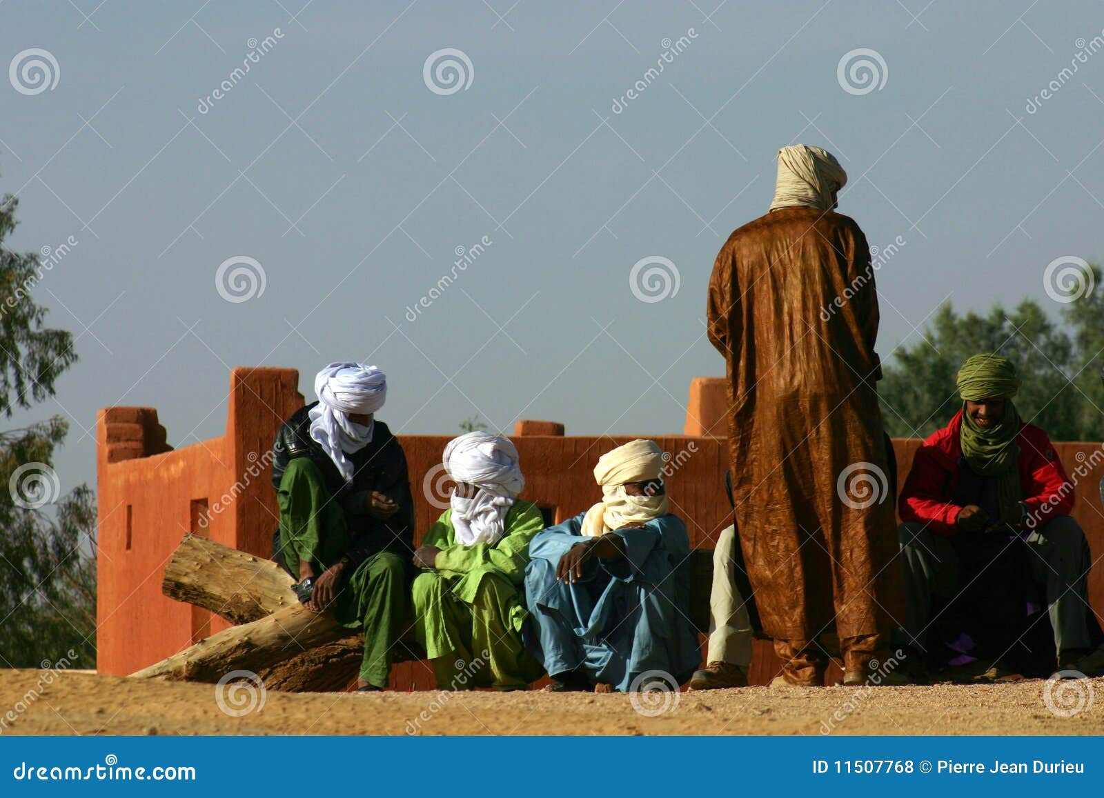 Algerian People of the Desert Editorial Stock Photo - Image of cheich ...
