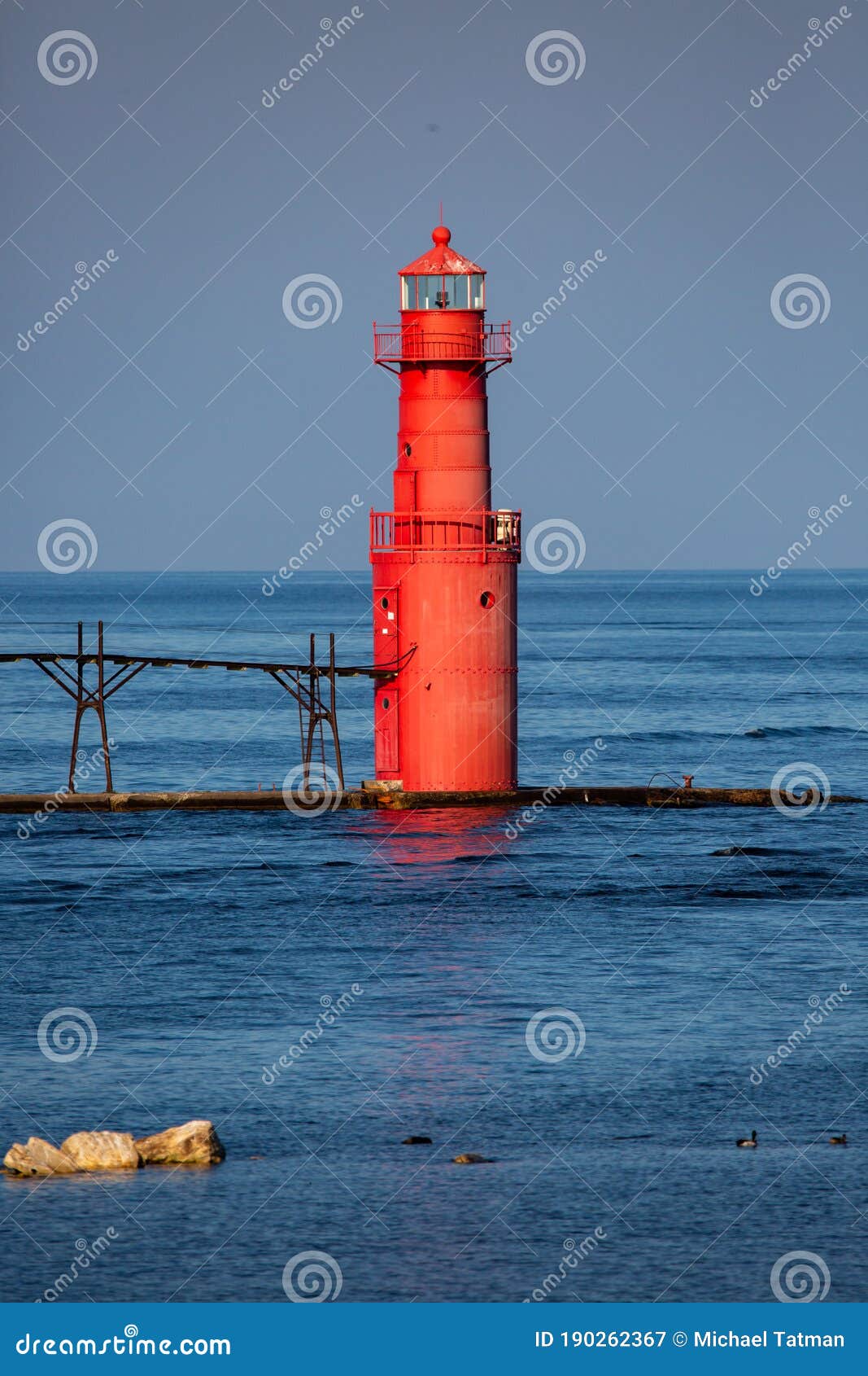 Algoma Pierhead Lighthouse in Algoma, Wisconsin in the Summer with a ...