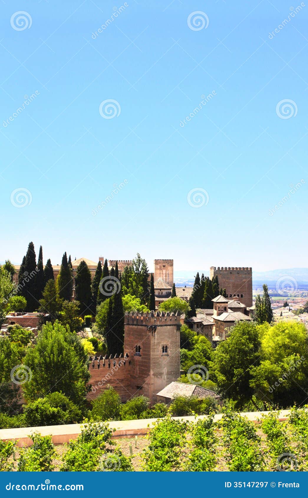 Alhambra Castle, Spain stock image. Image of europe, fort - 35147297